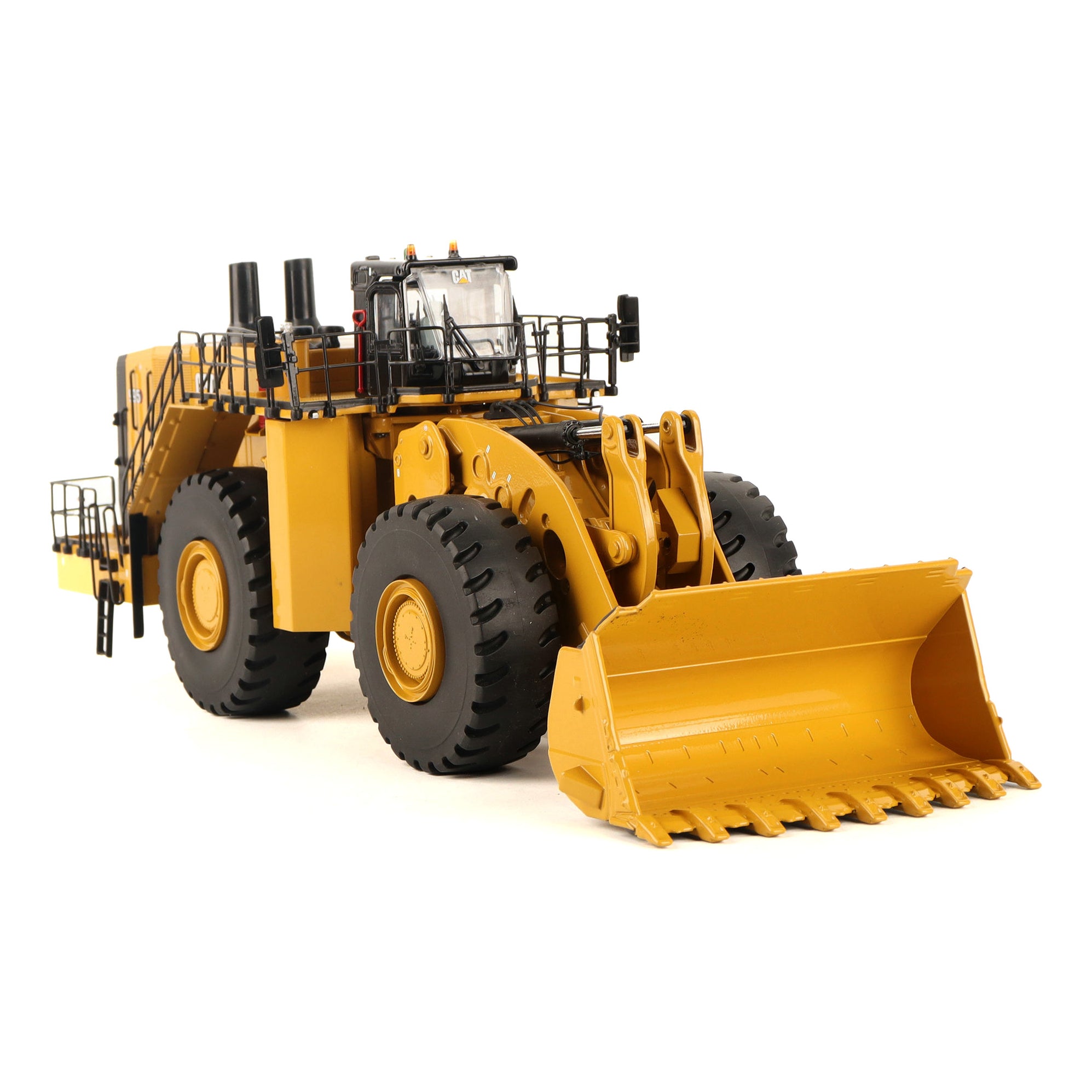 1:50 Cat 995 Wheel Loader — Motor City Classics