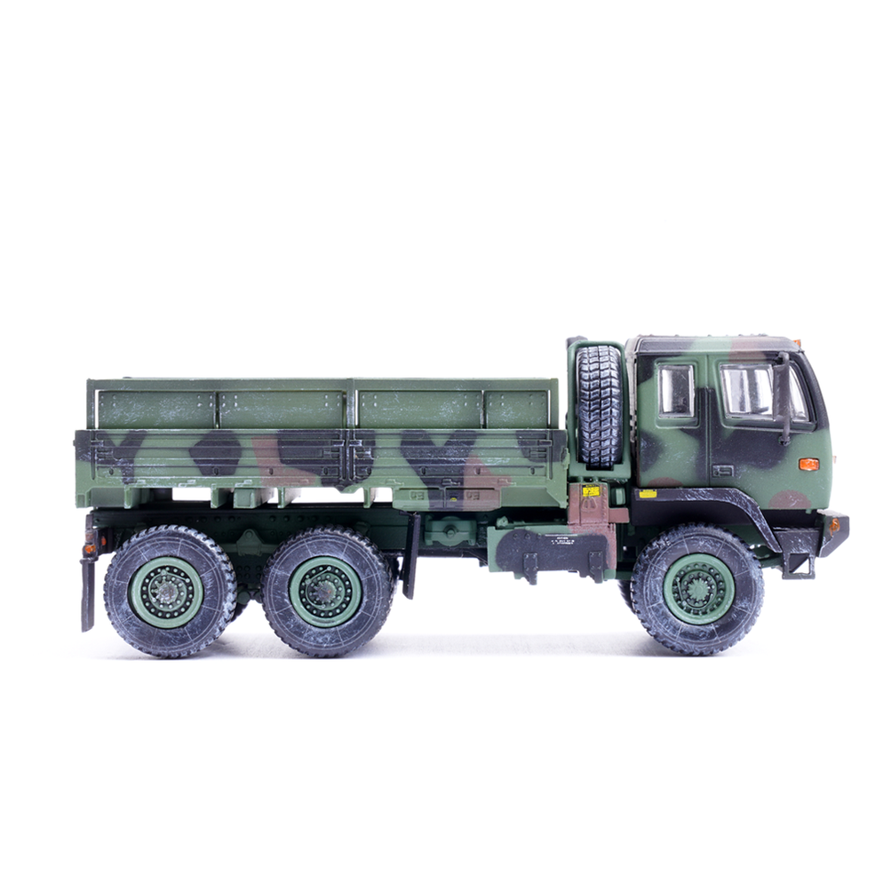 US M1083 Medium Tactical Vehicle – NATO Camouflage (1:72 Scale) — Motor ...